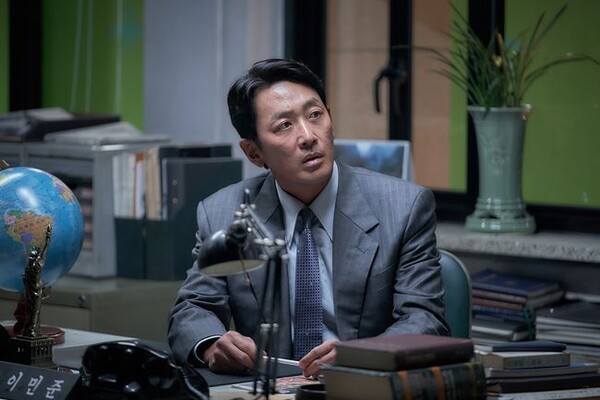 Ha Jung-woo Makes a Hot-Blooded Comeback with 'Ransomed' after 3 Years ...